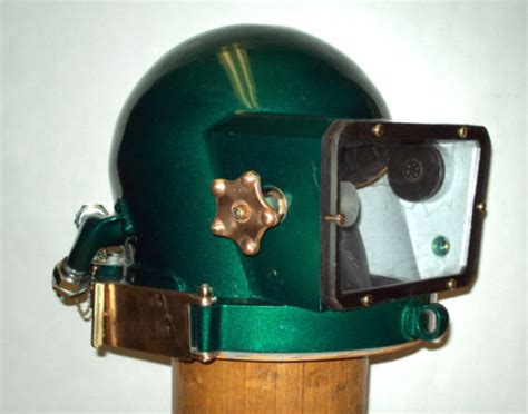 Capacete De Mergulho Para Uso Profissional DESCO DESCO Corporation