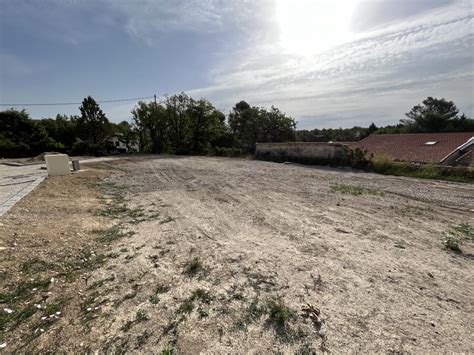 Terrain à vendre d une surface de 430 m² situé à 13850 à 230 000