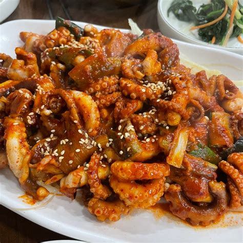서여의도국회의사당역 점심 상도낙지한마리수제비 보리밥 주는 수제비에 낙지볶음 케미 좋다 메뉴판 참고 네이버 블로그