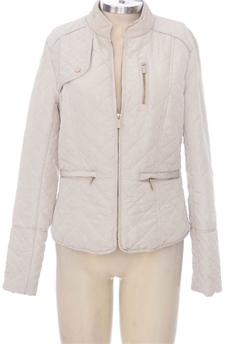 Chaqueta Abrigo Color Beige Stradivarius Closeando