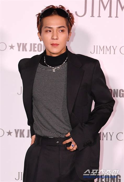 송민호 부실 복무 논란 속 오늘23일 소집해제재입대 할까 Sc이슈