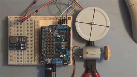 Arduino Uno Dc Motor Speed And Direction Control Using Adafruit Motor Shield Youtube