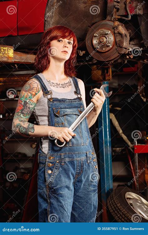 Woman Fixing Her Car Stock Image Image Of Fixing Looking 35587951
