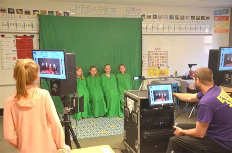 Strafford Elementary Swells With Carnival Activity Marshfield Mail