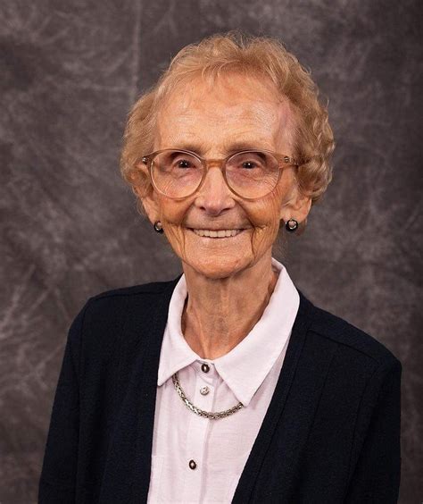 Avis De Décès De Mme Suzanne Bélanger Charest