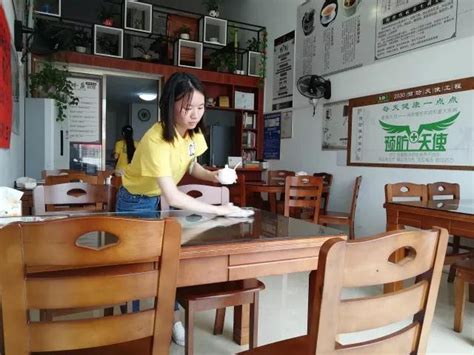 开药膳餐饮加盟店怎么样？ 中医养生药膳馆加盟养生汤食疗项目连锁陈农夫养生馆官网