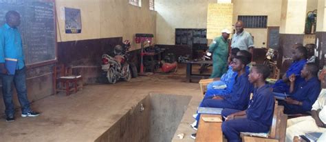 Réinsertion Scolaire Des Enfants Des Rues En Rd Congo