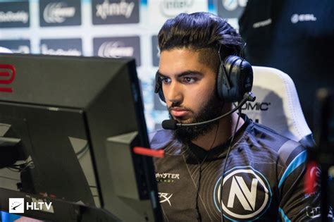 Scream Cs Go Settings Gear Config And Crosshair 2018