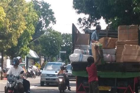 Tamaela Bongkar Muat Siang Hari Harus Ditindak Siwalima