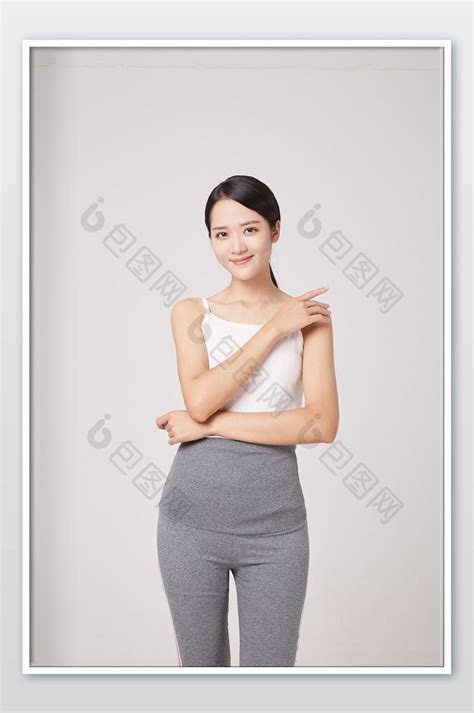 减肥瘦型瑜伽瘦身运动锻炼美女图片 包图网