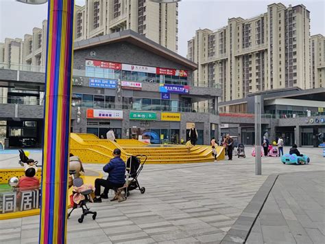 【7图】（闪 铺商业）房东直租！鲁能领秀公馆一楼拐角位置 门脸7米宽济南市中鲁能领秀城商铺租售生意转让出租 济南58同城