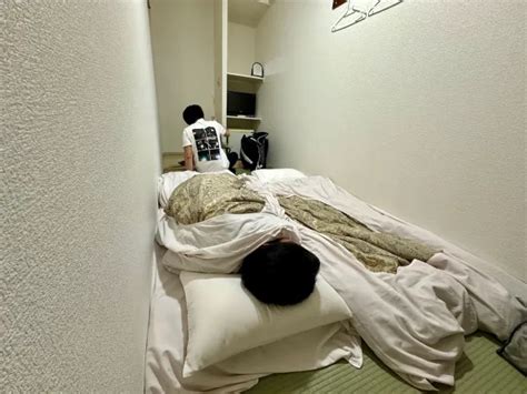 Smallest Hotel Room In Tokyo This Cheap Stay For Two Will Turn Friends Into Lovers Soranews24