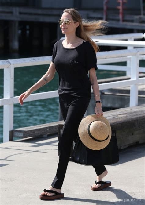 ანჯელინა ჯოლის ახალი ტატუ