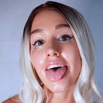 Violet Moreau Bio Read About Her Profile At FreeOnes