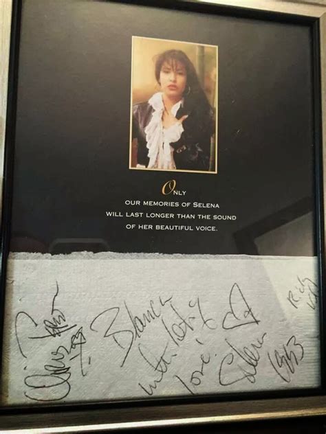 Selena Quintanilla Signature Selena Quintanilla Tombstone Selena