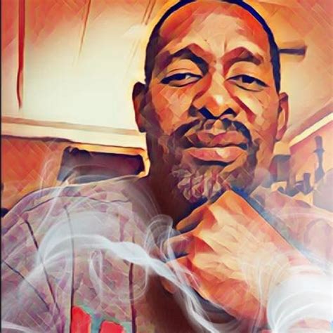 Davie Hodge Medium