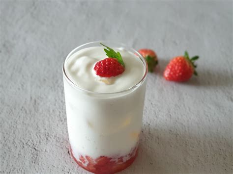 집에서 만드는 Strawberry Latte 딸기라떼