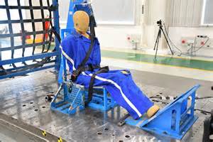 国内首家！中汽中心开启中国汽车出海 一站式”通关快车道广州市中汽新浪新闻