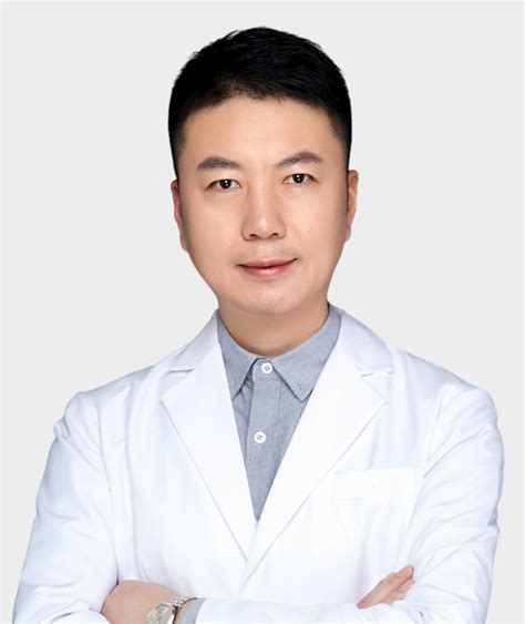 眼科专家 医疗美容科在线预约自助预约厦门大学附属厦门眼科中心三甲眼科医院全国疑难眼病诊疗中心