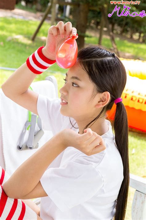 Miina Tsubaki Tsubaki Gravure Search Results