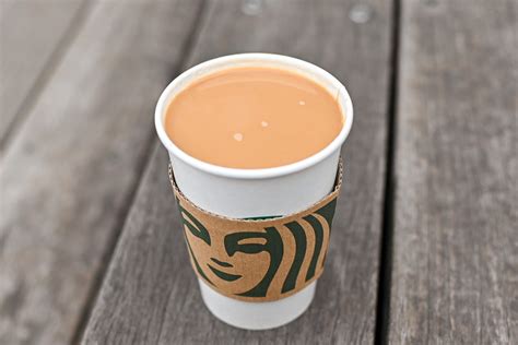 スタバのお得カスタム！この冬リピートしたくなる「カフェミスト」の飲み方 Macaroni