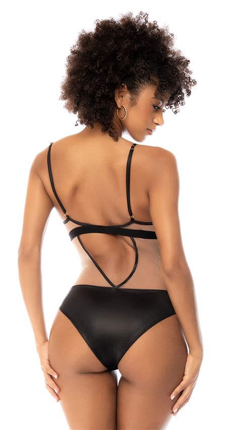 Nearly Nude Wavy Teddy Nude And Black Teddy Yandy