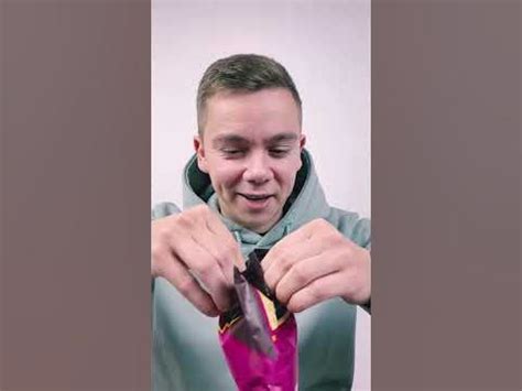 Три корочки с сёмгой и сыром #shorts - YouTube