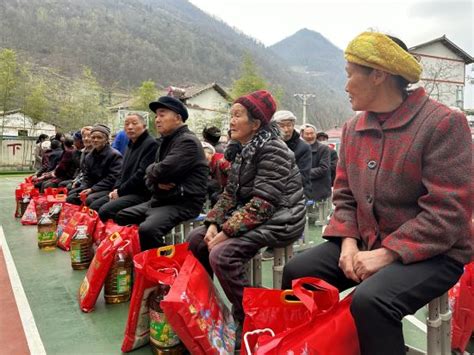 “乡村振兴·乐龄帮扶”公益项目在重庆巫山启动 中新网重庆