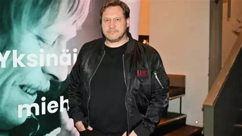 Samuli Edelmann Ja Johannes Lahtela Ovat Hyviä Ystäviä