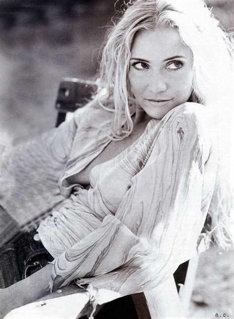 Naked Emily Procter Added By Jyvvincent