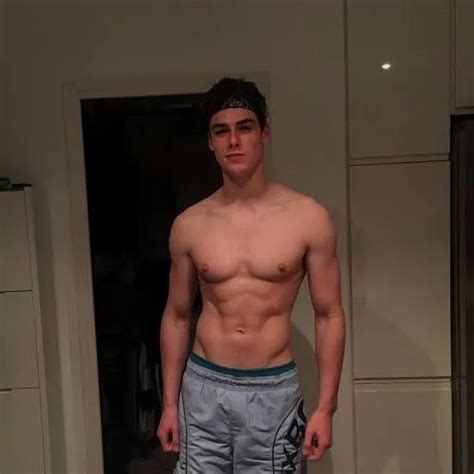 Shirtless Male Beefcake Pumped Muscular Frat Jock Abs Hot Dude Photo 4x6 D542 Eur 485 Picclick Fr