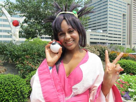 Iris Pokemon Costume