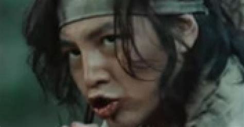 대박 장근석 살아있는 뱀 씹어먹는 장면 두렵지 않았다