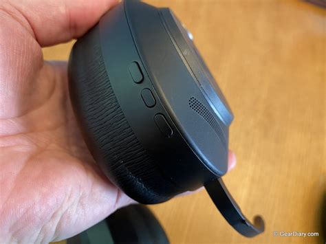 Jabra Evolve Headphones Are Perfect For The On The Go Professional