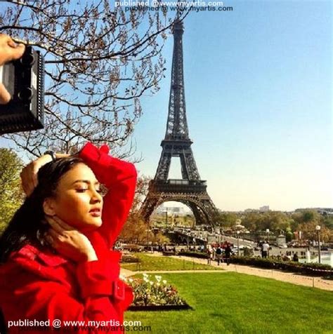 Myartiscom Myartis My Artis Gambar Aksi Fasha Sandha Di Paris