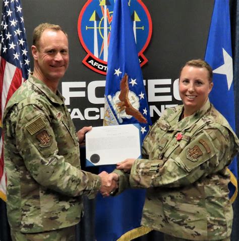 Afotec Senior Nco Receives Bronze Star Air Force Operational Test