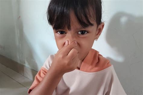 Keringat Anak Bau Asam Simak Cara Menghilangkan Bau Badan Pada Anak