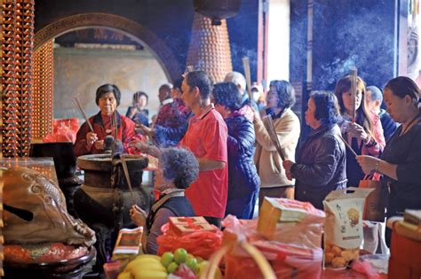 鹿港天后宮平安祈福點燈吉龍好年行大運 安太歲點光明燈贈精緻天后專屬鑰匙套 鹿港時報