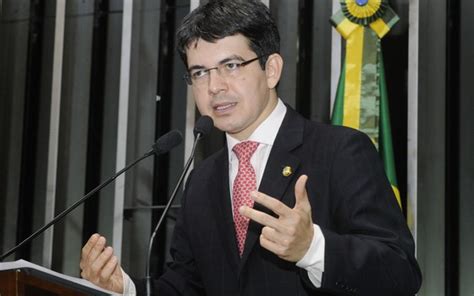 Randolfe Rodrigues Época Tudo Sobre