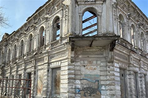 Поліція показала наслідки обстрілу Нікополя 24 лютого фото