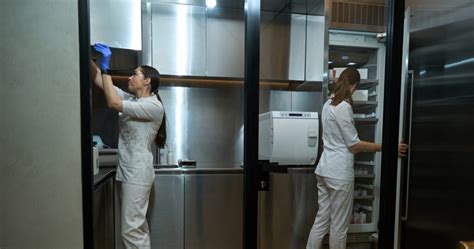 Hospitals Top 5 Benefits Of Wireless Temperature Sensors For Refrigeration Monitoring Swift