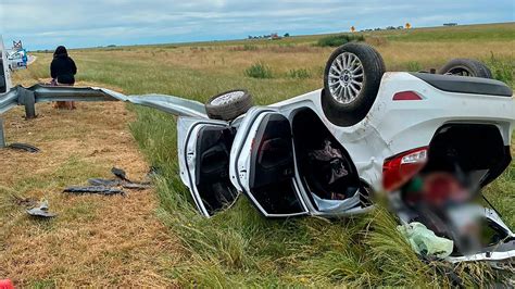 Tragedia en la ruta 11 murió una mujer embarazada tras el vuelco del