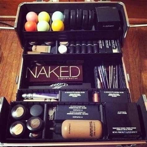 Naked Is A Great Option Makeup Kit Love Makeup Beautiful Makeup
