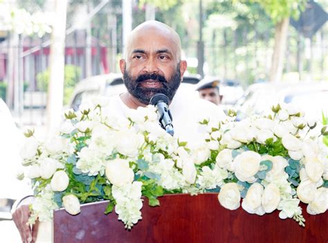 මුදල් අමාත්‍යාංශ නිලධාරීන් වීරයන් වෙයි ජනප්‍රිය නොවන තීරණ ක්‍රියාත්මක