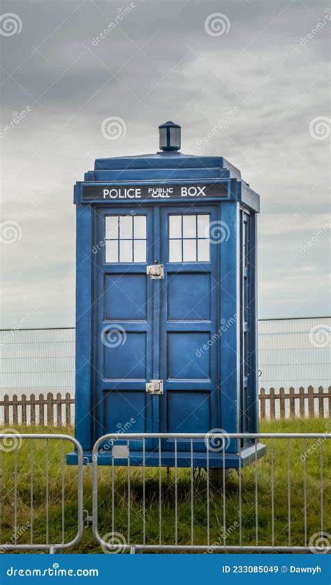 Doctor Who Tardis Chase Dalek Through Space Television Show Remote