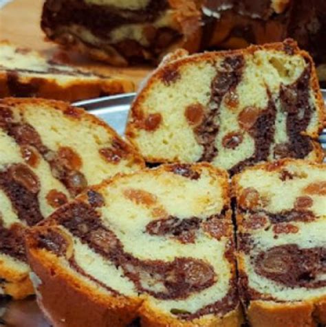 Чаена чаша кисело мляко кафена чашка олио и става най пухкавия Мраморен кекс Едно парче никога