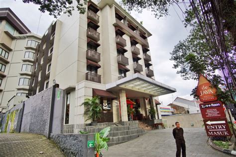 Review Dejava Hotel Bandung