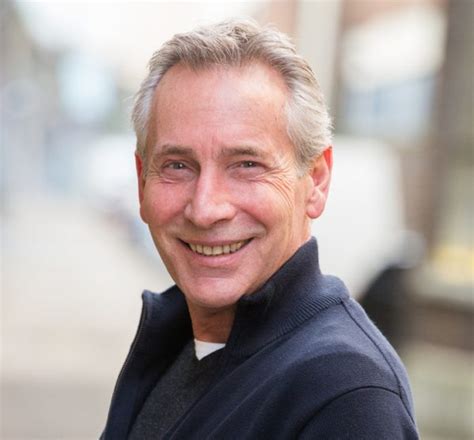 Nick Charlton Nick Charlton Professional Male British Voiceover Artist London Surrey UK