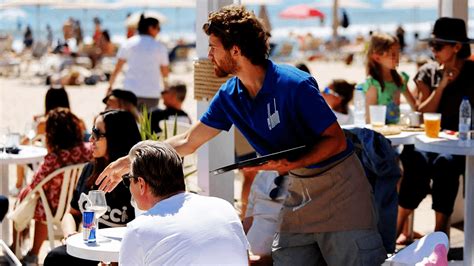 El Fmi Rebaja Tres Décimas Su Previsión De Crecimiento Para España Al