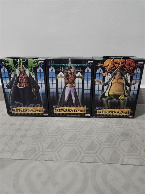 One Piece Warlord Mihawk Crocodile Blackbeard Hobbies And Toys Toys